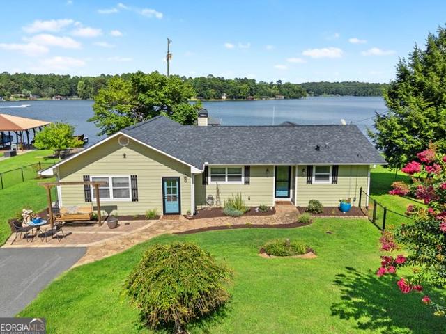 276 Roberts Point Rd, Jackson, GA 30233