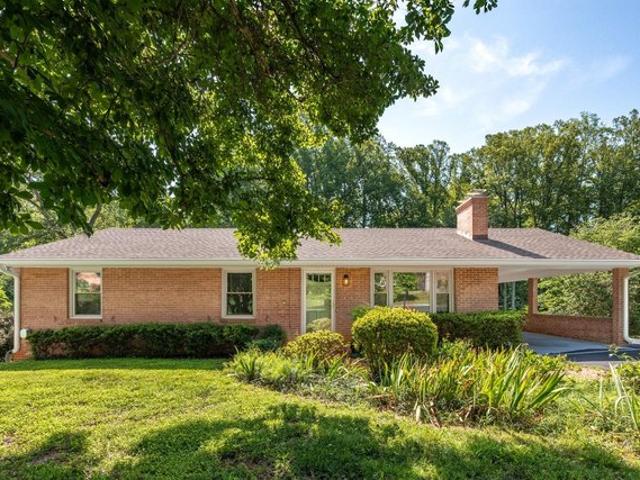 276 Wellington Dr, Lynchburg, VA 24502