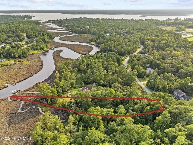 276 White Oak Bluff Rd, Stella, NC 28582