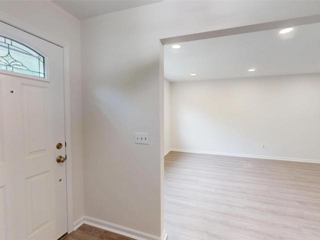 276 Temple Hill Road 2001