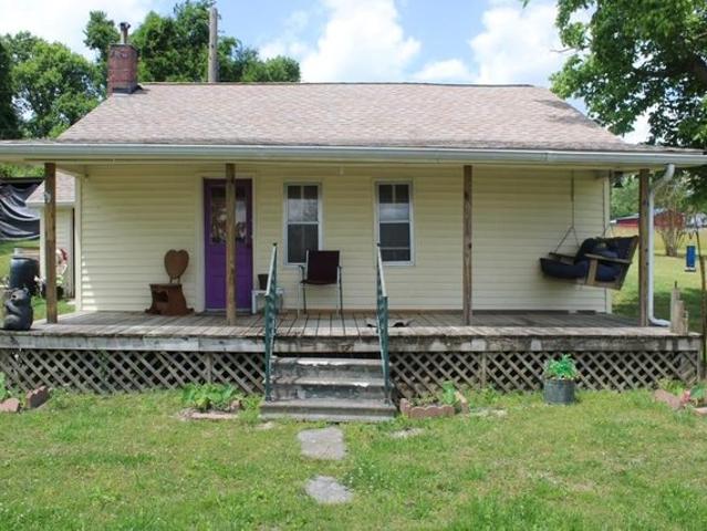 276 Virgie Brown Ln, Baxter, TN 38544