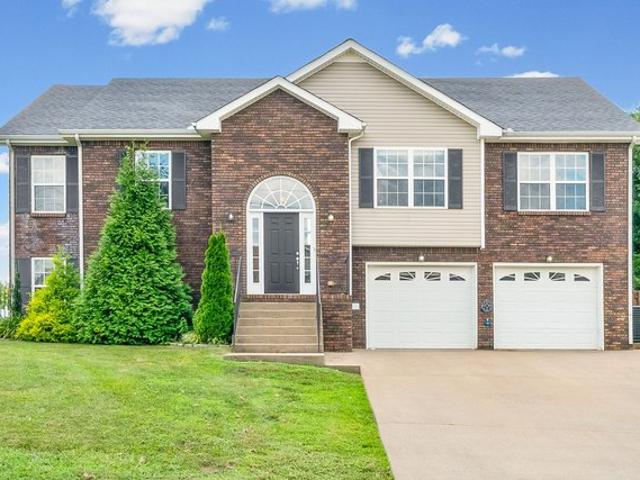 2774 Cascade Dr, Clarksville, TN 37042