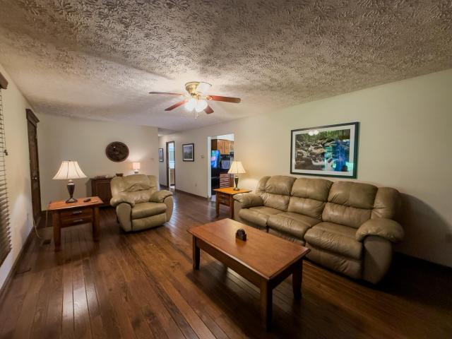 2774 Sasser Road