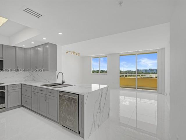 2775 NE 187th St Apt 514, Aventura, FL 33180
