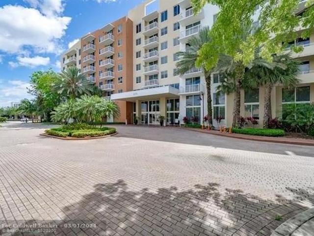 2775 NE 187th St #Ph11, Aventura, FL 33180