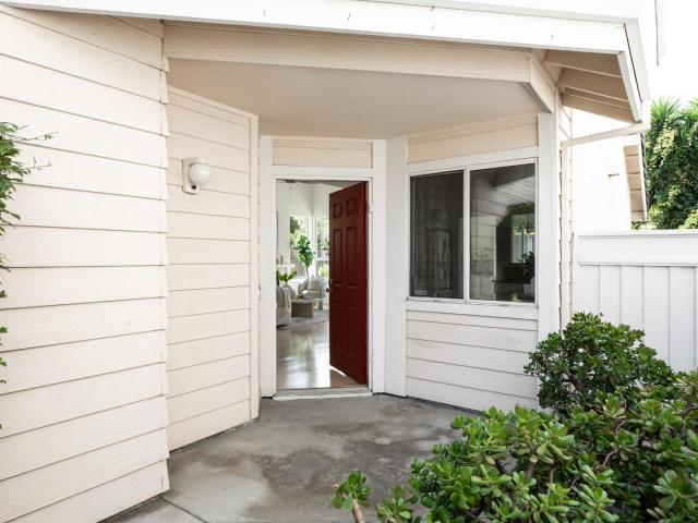2775 Barrington Terrace