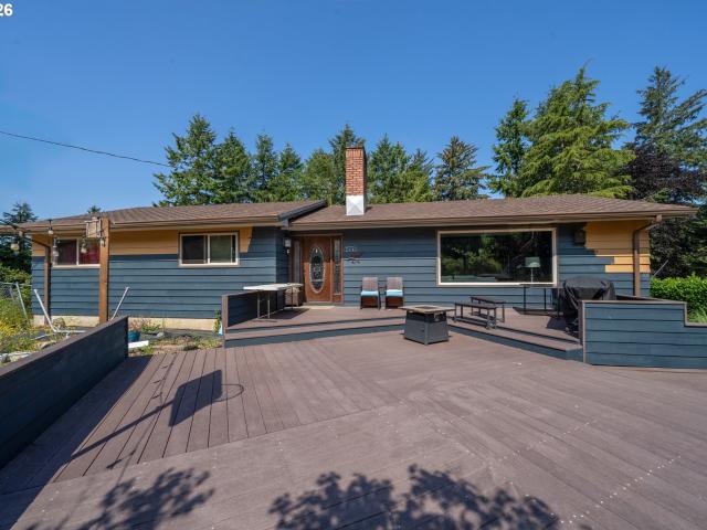 2775 champagne ln