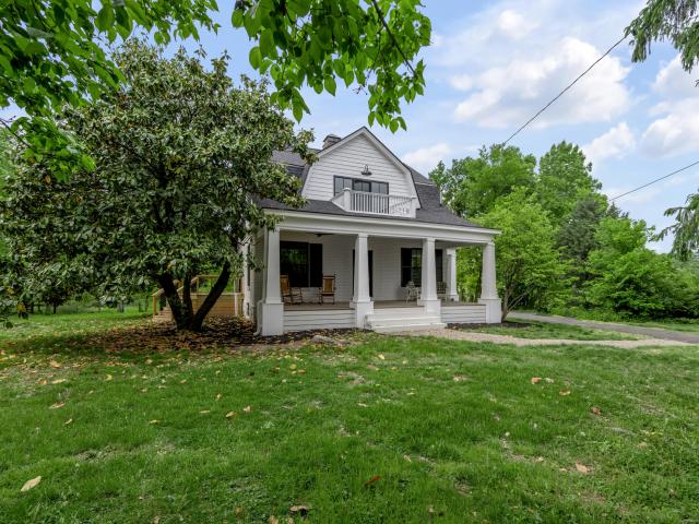 2775 Paris Pike