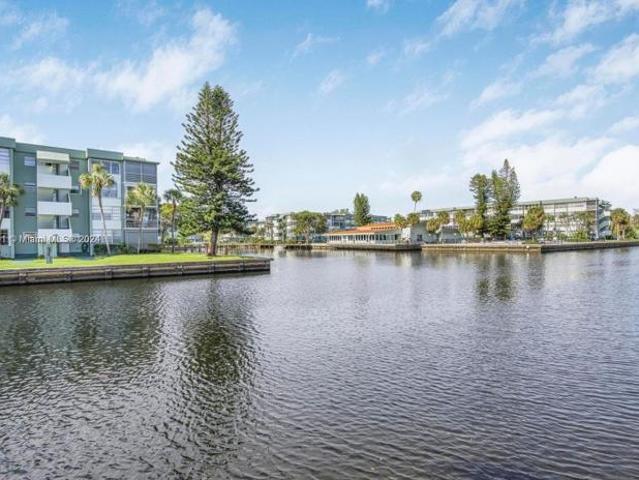 2775 Taft St #201, Hollywood, FL 33020