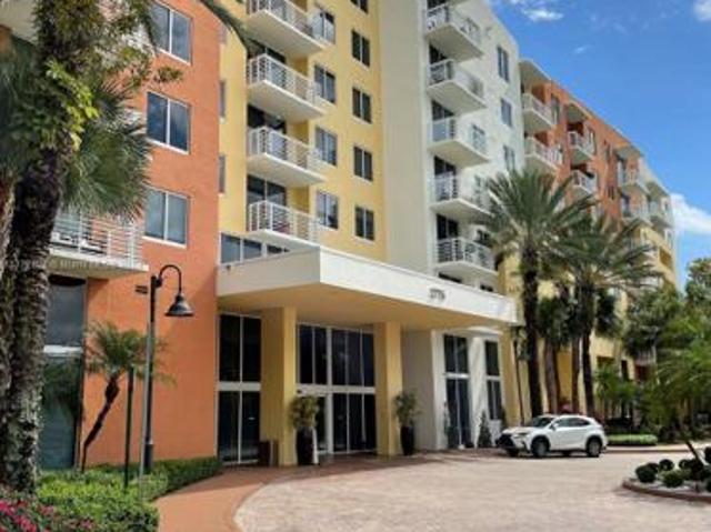 2775 187th St NE #Ph28, Aventura, FL 33180
