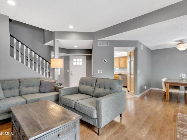 2776 Erringer Road 19