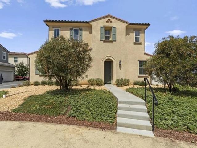 27778 Heritage Ln, Valley Center, CA 92082