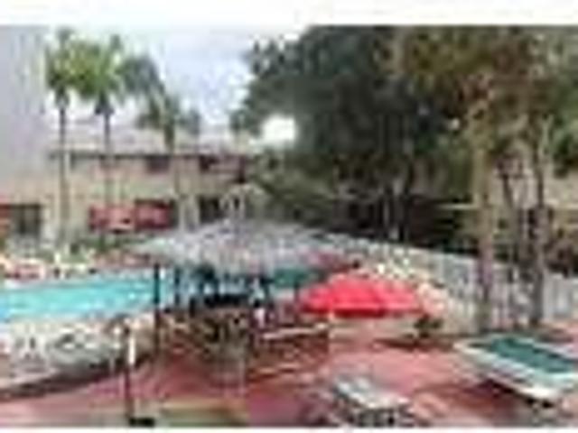 2777 N Poinciana Blvd #324A, Kissimmee, FL 34746