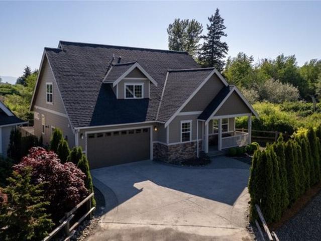 2777 Jessie Ct, Ferndale, WA 98248