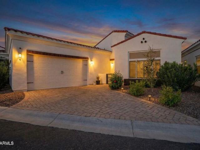 2777 w queen creek road # 4
