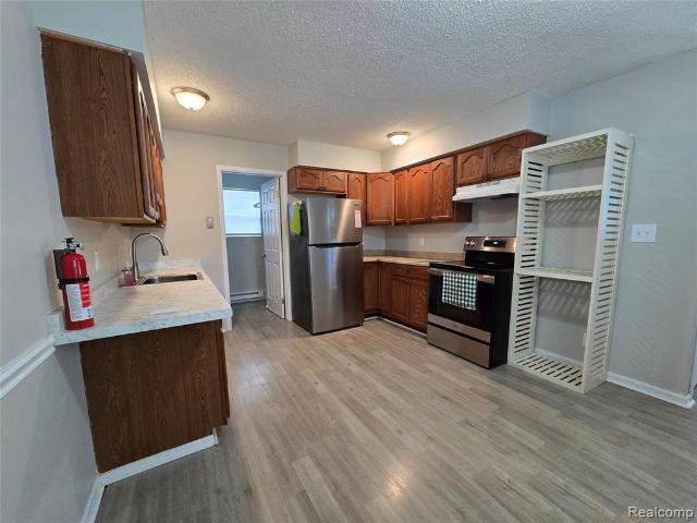 27780 Reo Road