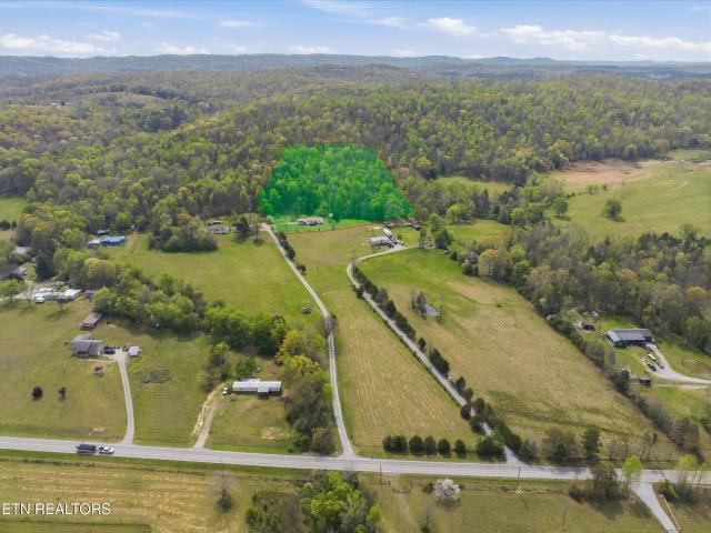 2779 River Rd