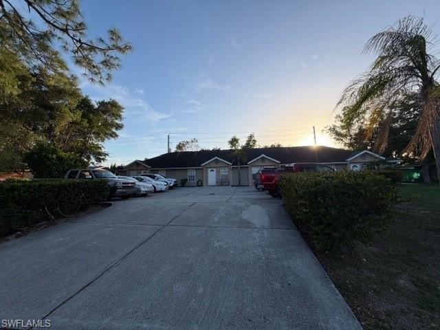 2779 Tropicana Blvd, Naples, FL 34116