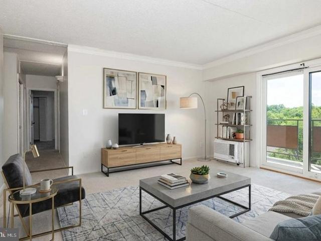27701 Valley Run Dr Unit 701, Wilmington, DE 19810