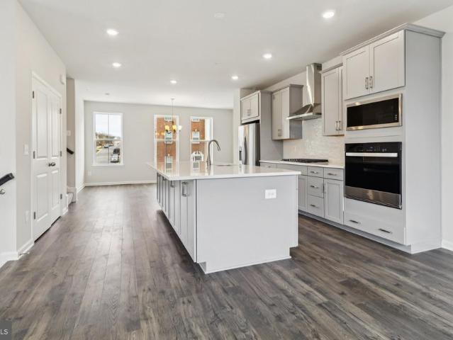 2770 Bear Claw Place