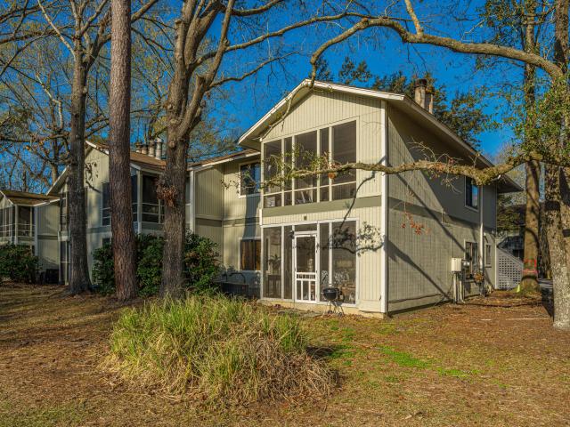2770 Jobee Drive 1