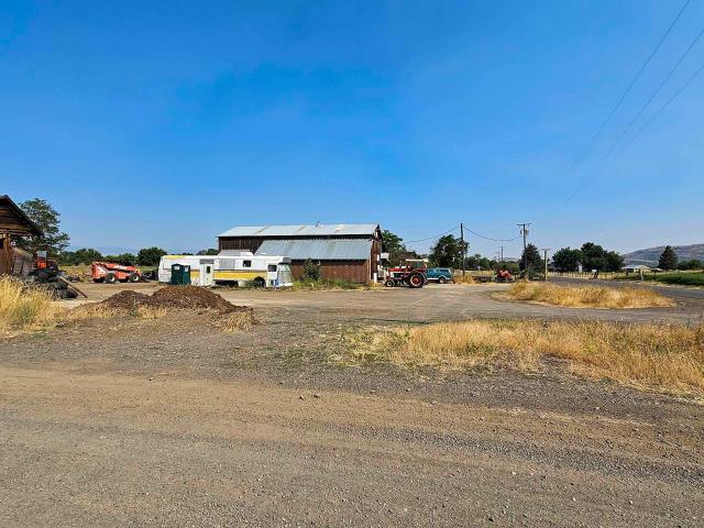 2770 Salubria Rd