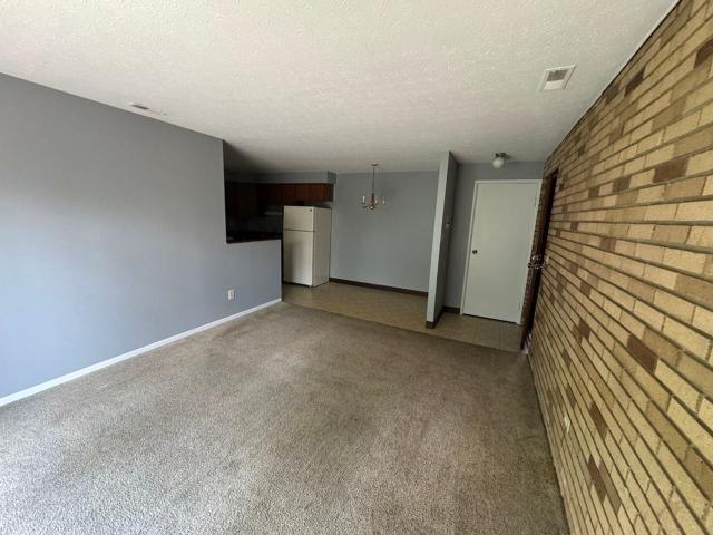 2771 Queen City Ave 2 Bedroom Apartment for Rent at 2771 Queen City Ave, Cincinnati, OH 45238 Westwood