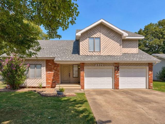 2771 W Westview St, Springfield, MO 65807