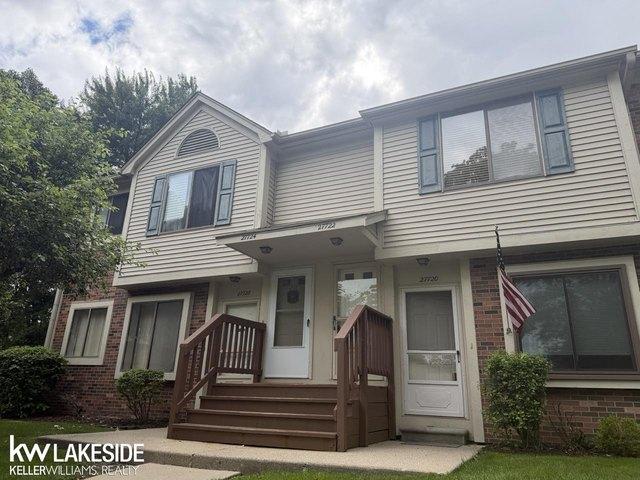 27722 Harrison Woods Ln, Harrison Township, MI 48045