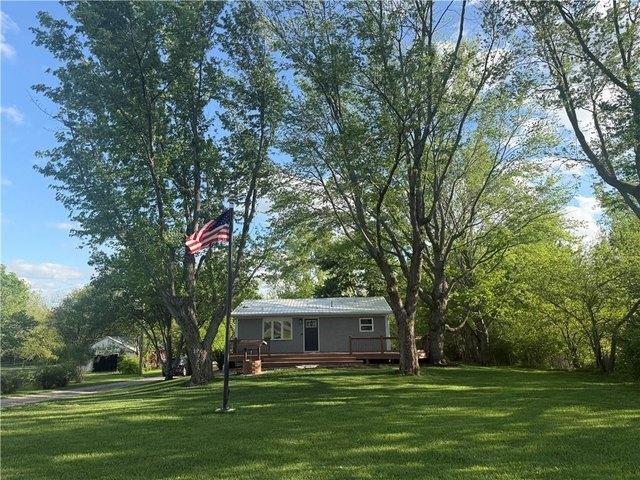 27725 W 207th St, Gardner, KS 66030