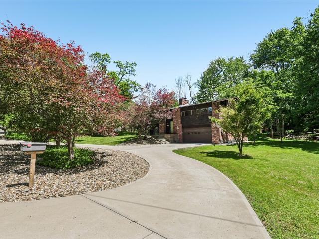 2772 Clearview Road