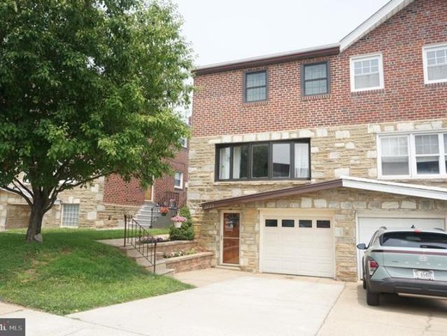 2773 Axe Factory Rd, Philadelphia, PA 19152