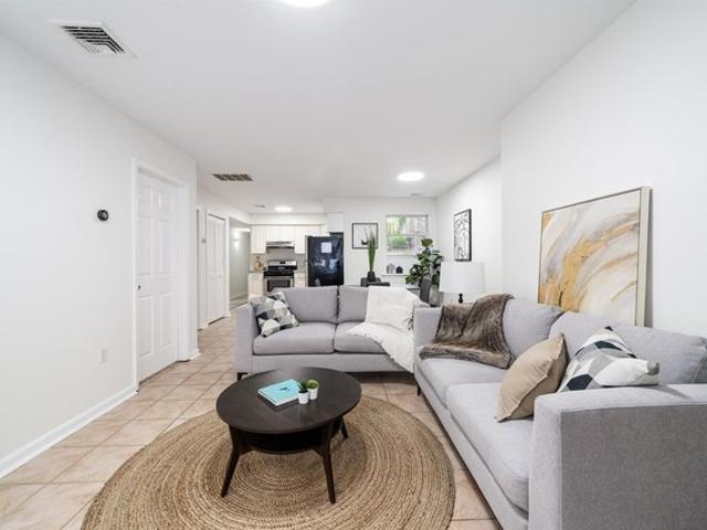 277 3rd St Apt 1, Jersey City, NJ 07302