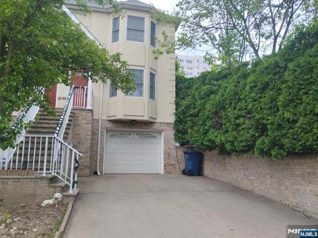 277 3rd St, Hackensack, NJ 07601