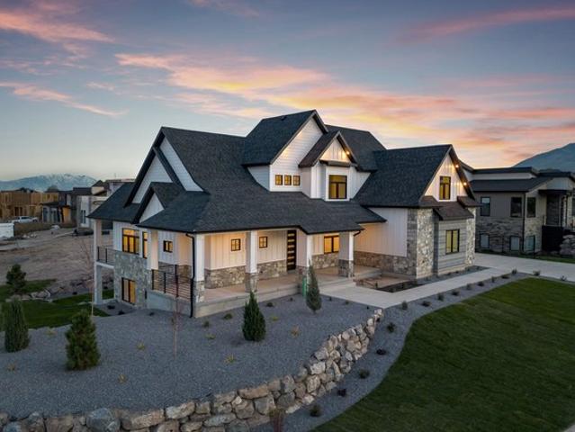 277 E Bennett Ln, Saratoga Springs, UT 84045