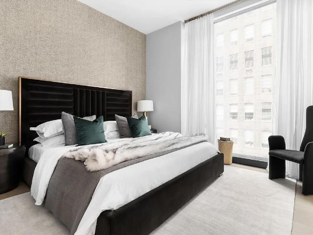 277 Fifth Avenue, New York, NY