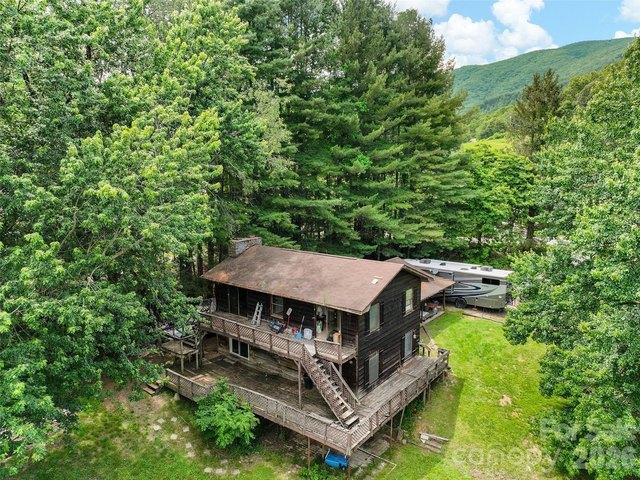 277 Orion Davis Rd, Waynesville, NC 28786
