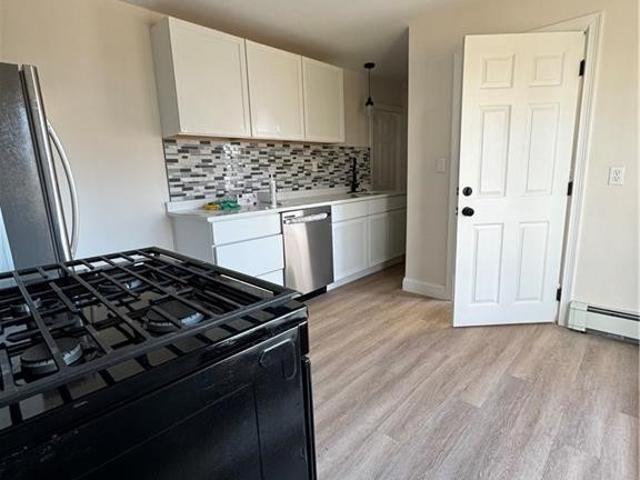 277 Mauran Ave, East Providence, RI 02914 | MLS #73506