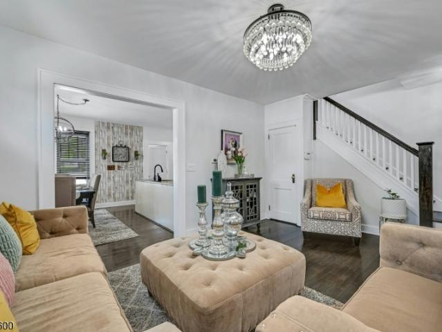 277 Madison Ave
