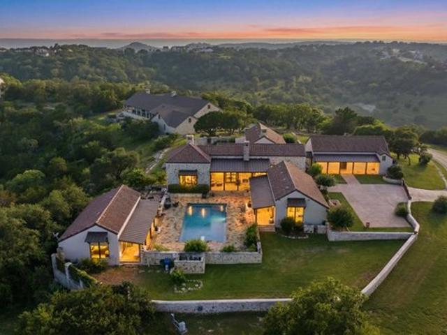 277 Majestic Rdg, Comfort, TX 78013