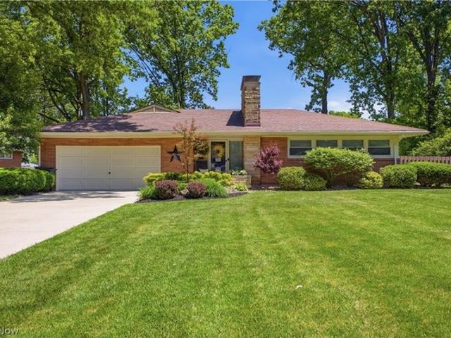 277 Marwood Dr SE, Warren, OH 44484