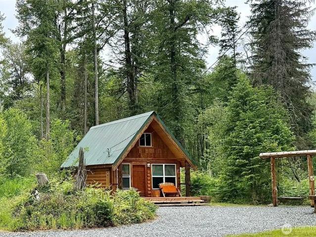277 Skate Creek Rd N, Ashford, WA 98304