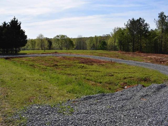 Hollis Rd, Ellenboro, NC 28040
