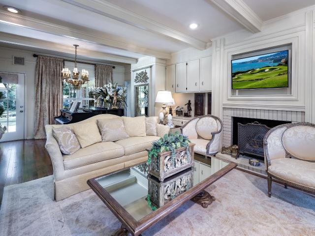 277 Pleasant Valley Drive