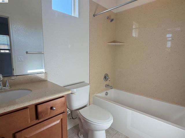 277 W St Francis Ave, Mountain House, CA 95391 | MLS #41138