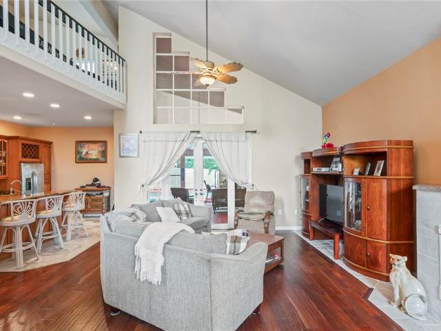 277 Wood Dove Ave, Tarpon Springs, FL 34689 | MLS #TB8399