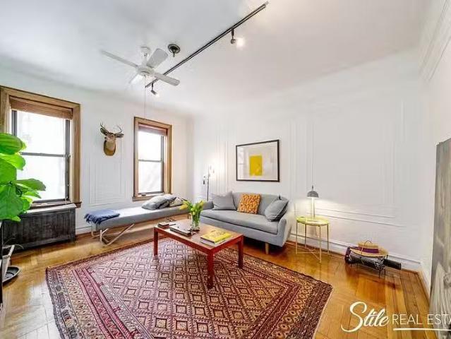 277 Washington Ave #2E, Brooklyn, NY 11205 MLS# 1721013