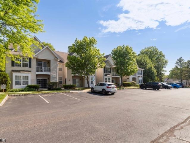 277 Winthrop Dr