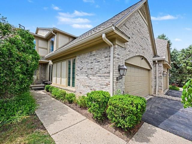 2785 Maitland Dr, Ann Arbor, MI 48105