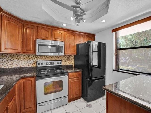 2786 NW 104th Ave Apt 107, Sunrise, FL 33322